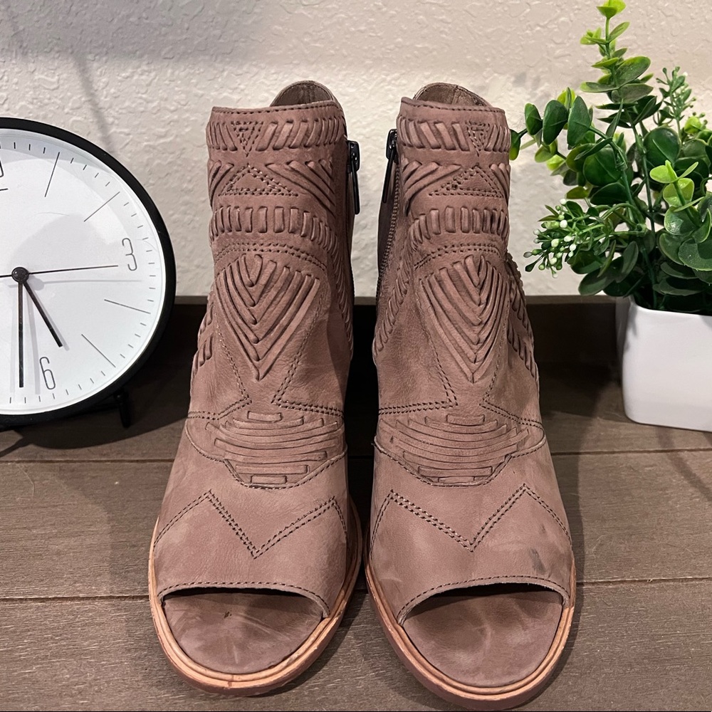 Vince Camuto Chunky Sandal Booties - Gem